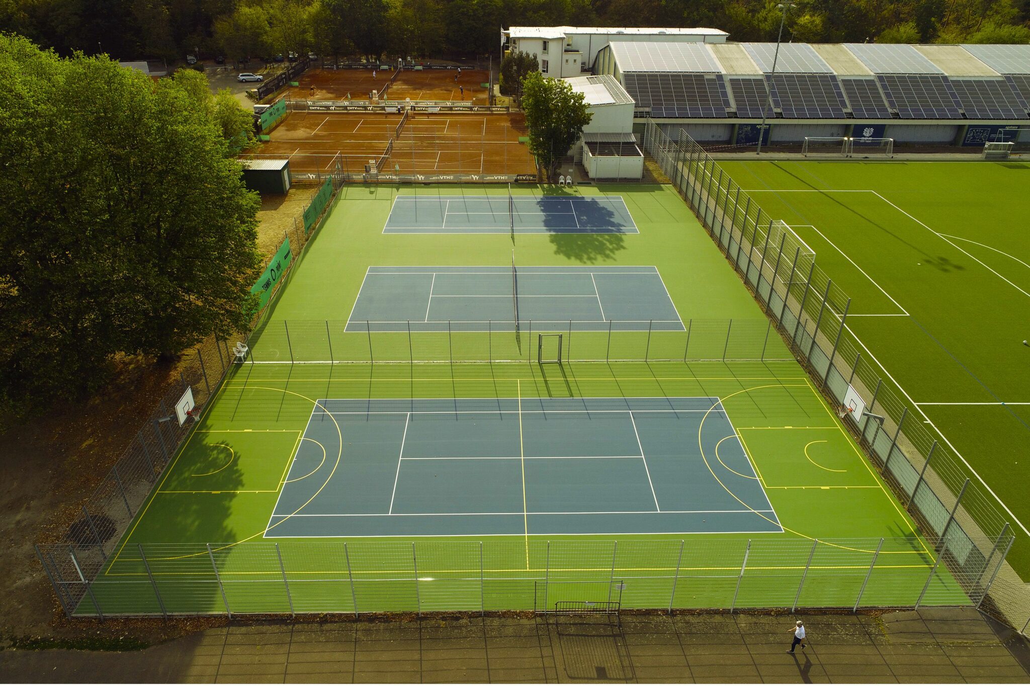 Der Hessische Tennis-Verband und die Stadt Offenbach eröffnen drei neue ...